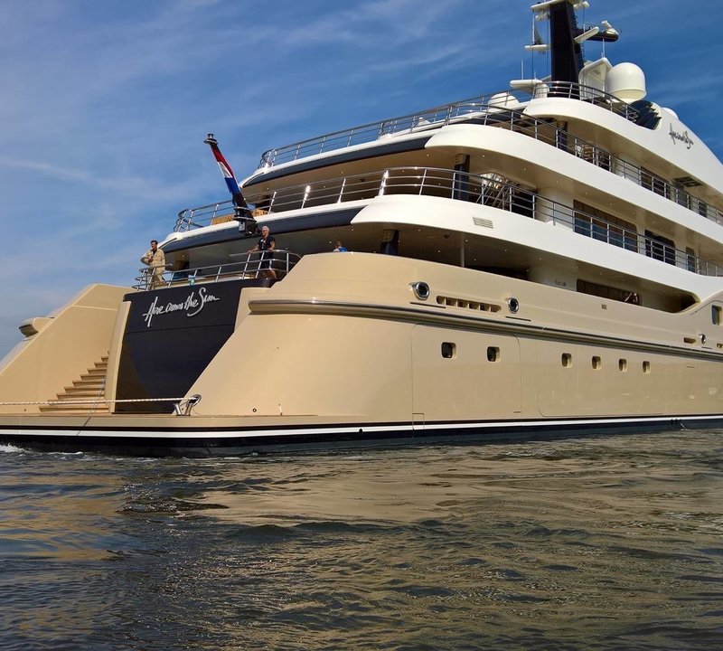 Yacht HERE COMES THE SUN, Amels | CHARTERWORLD Luxury Superyacht Charters